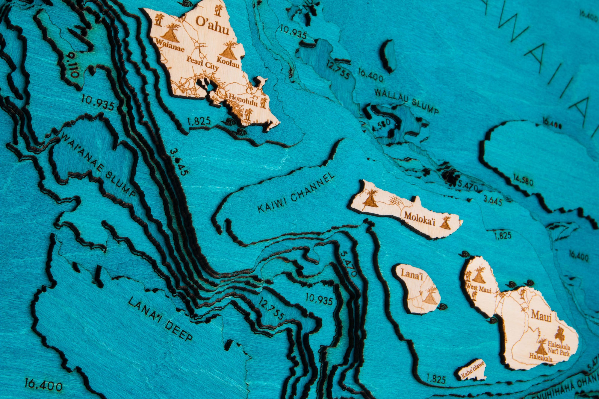 Hawaiian Islands 3D Wood Map – Tahoe Wood Maps